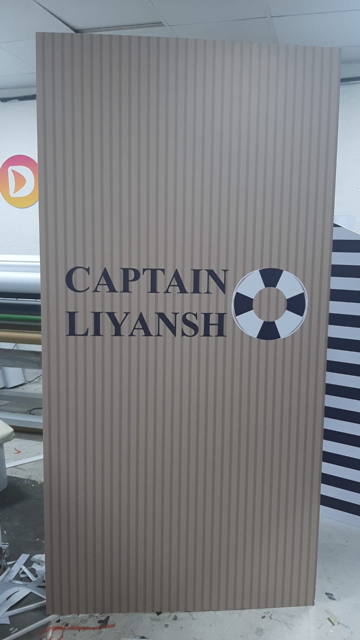 Custom Cut-Out Sign 1Mx1M - Personalized Decor for Events and Spaces